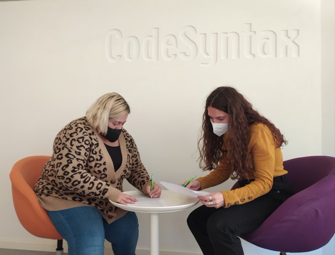 Colaborando con iniciativas STEAM en nuestro entorno — CodeSyntax - expertos en Internet